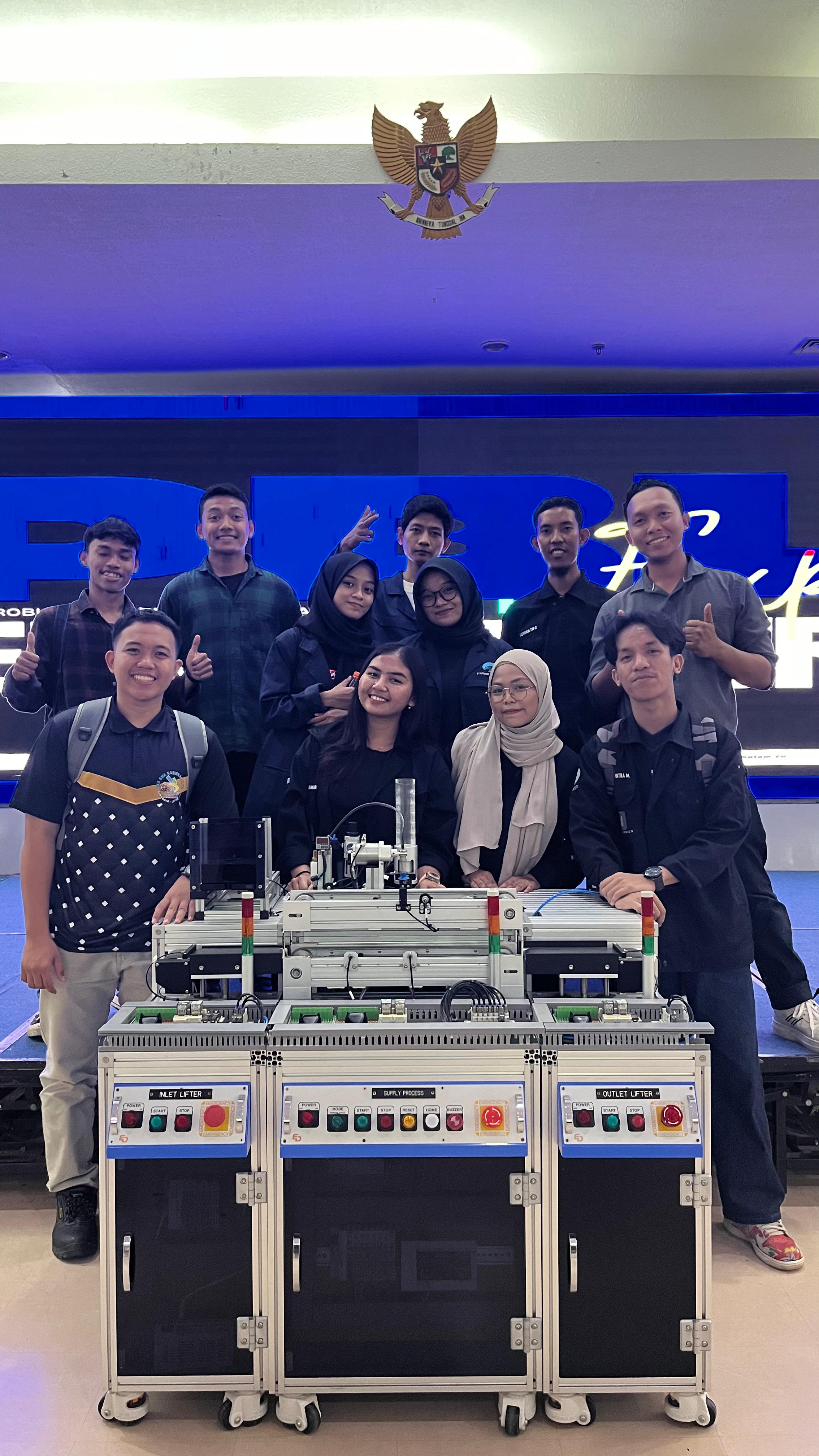 Pamer.in | PBLMK232-45-Pelatihan PLC Level Menengah Menggunakan Outlet Station