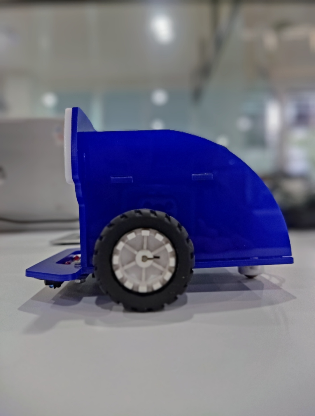 Pamer.in | Robot transporter line follower Kelas A