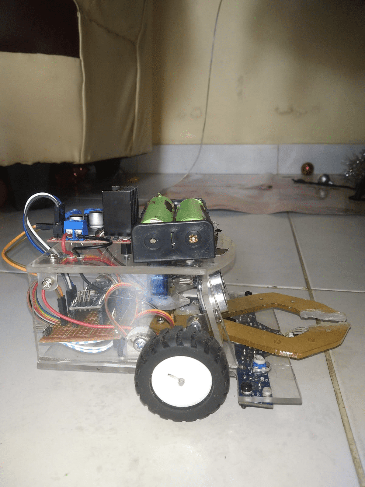 Pamer.in | Robot transporter line follower Kelas A