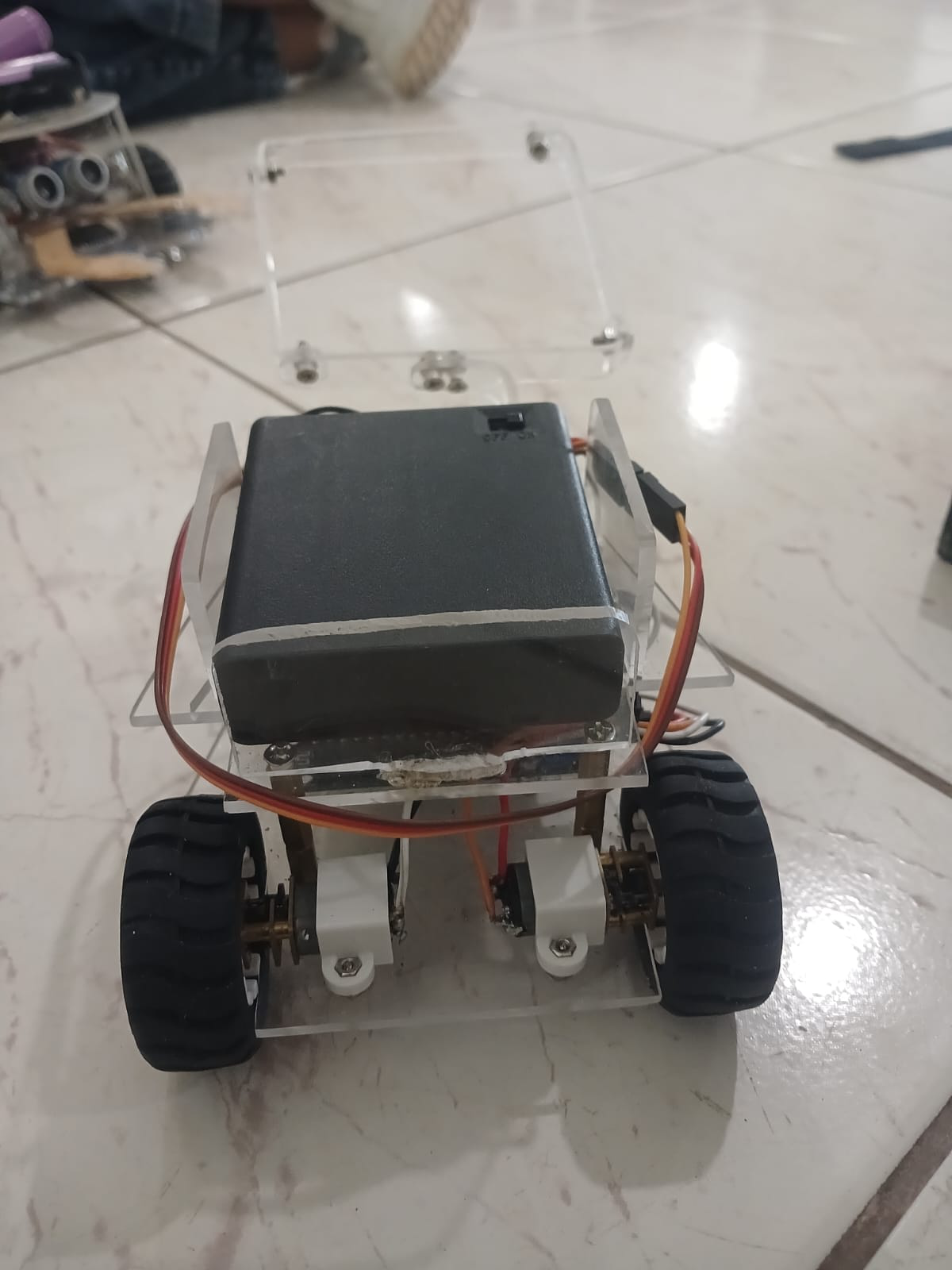 Pamer.in | Robot transporter line follower Kelas B