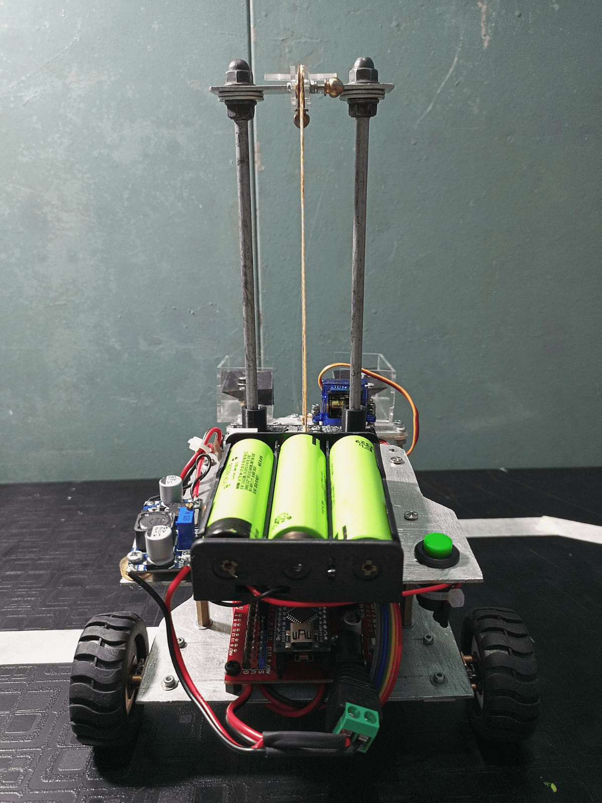 Pamer.in | Robot transporter line follower Kelas B