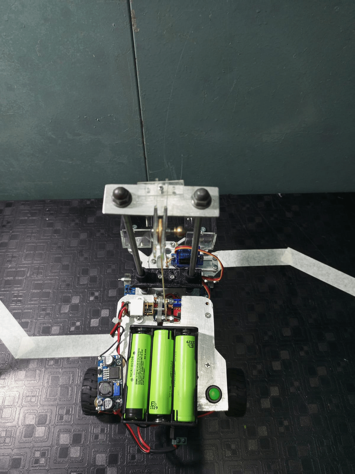 Pamer.in | Robot transporter line follower Kelas B