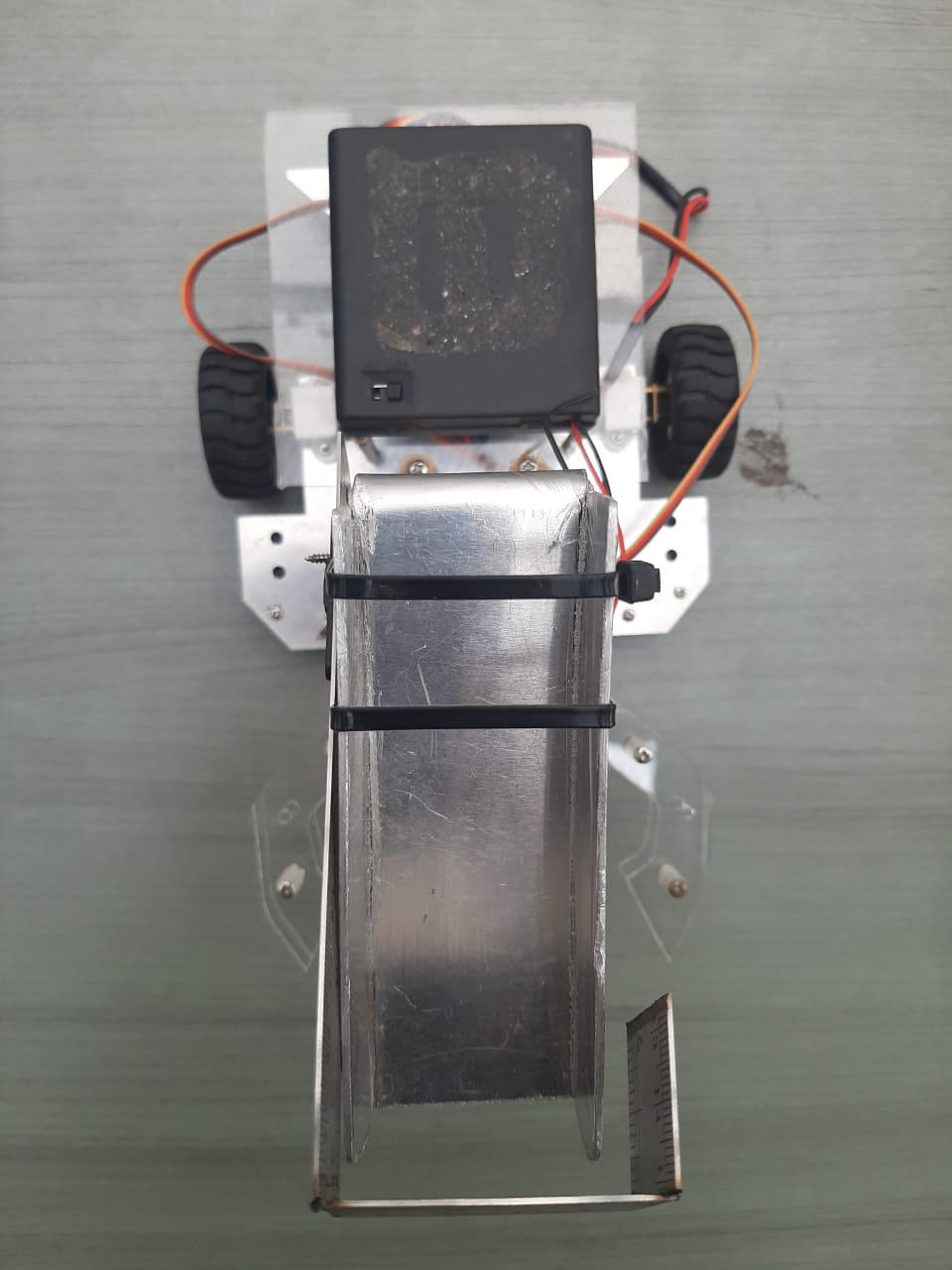 Pamer.in | Robot transporter line follower Kelas B