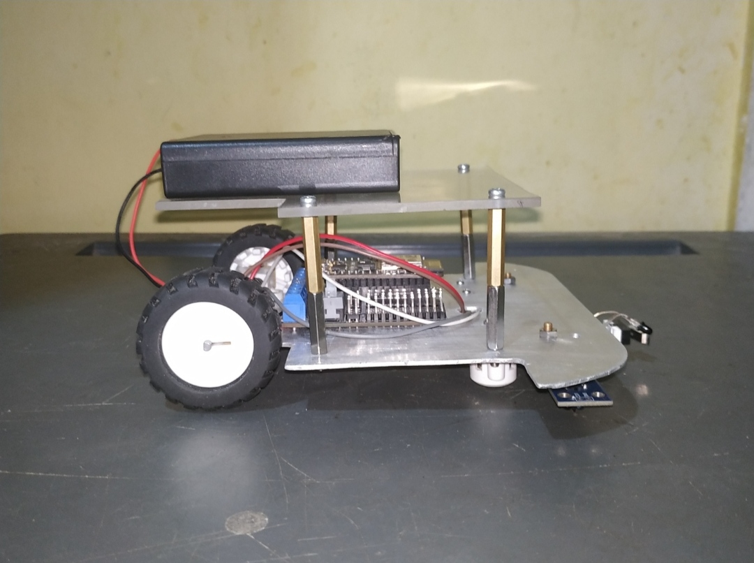 Pamer.in | Robot transporter line follower Kelas B