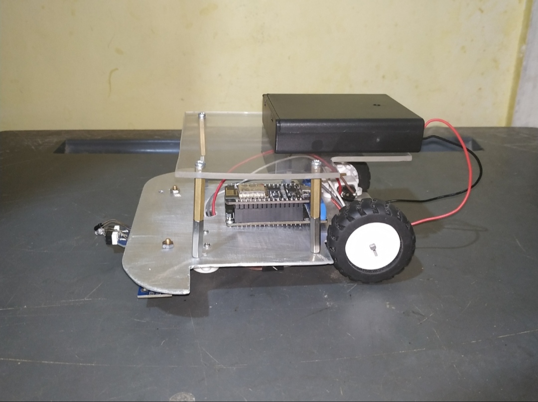 Pamer.in | Robot transporter line follower Kelas B