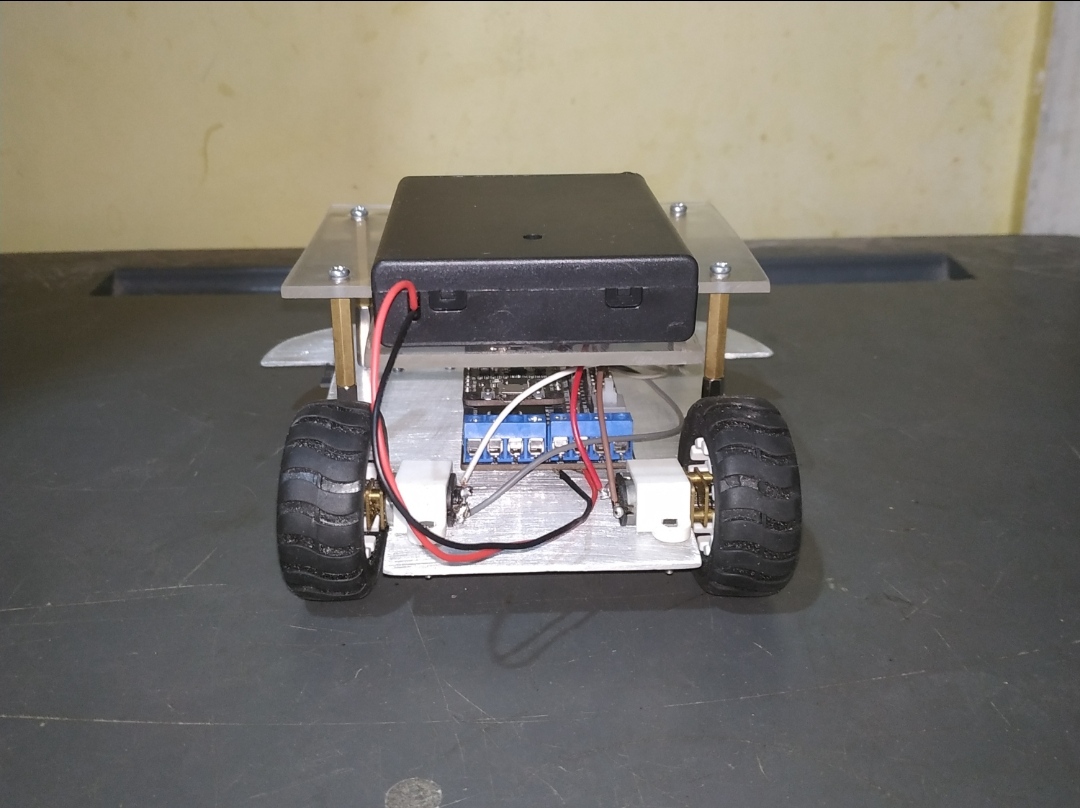 Pamer.in | Robot transporter line follower Kelas B