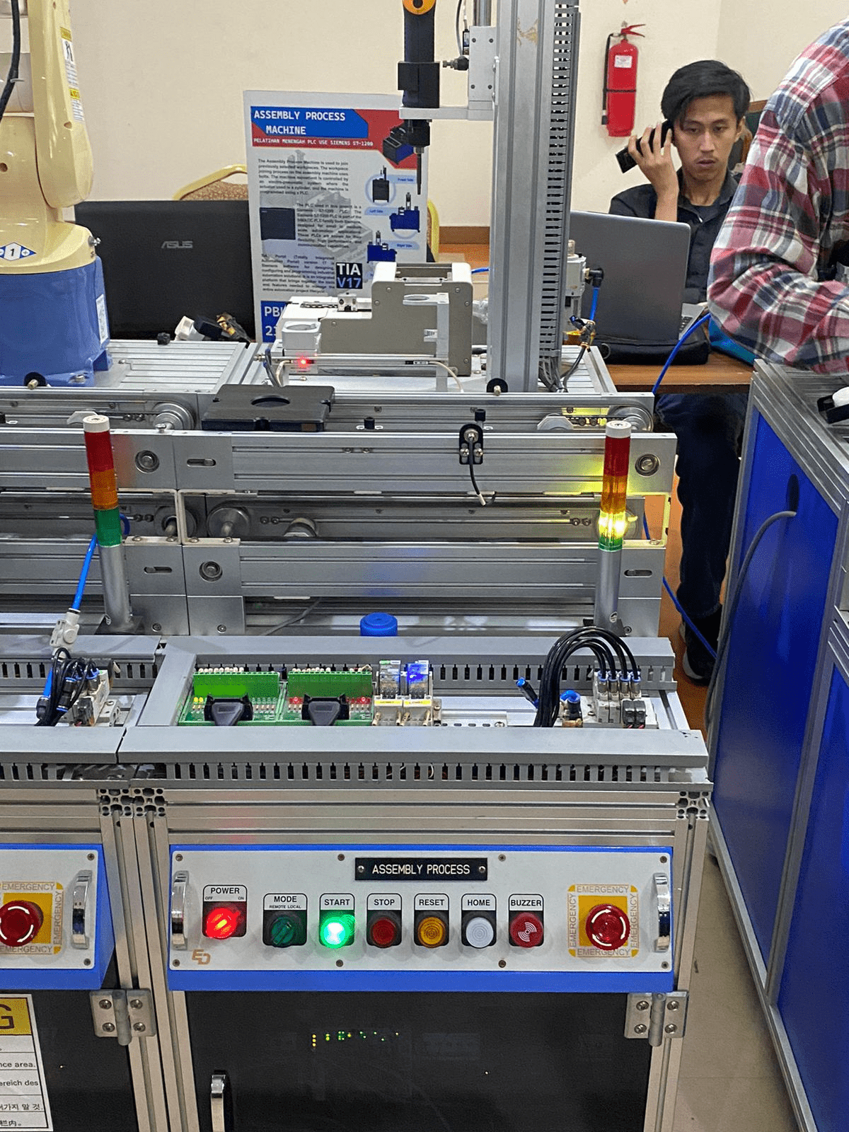 Pamer.in | PBLMK232-43-Pelatihan PLC Level Menengah Menggunakan ...