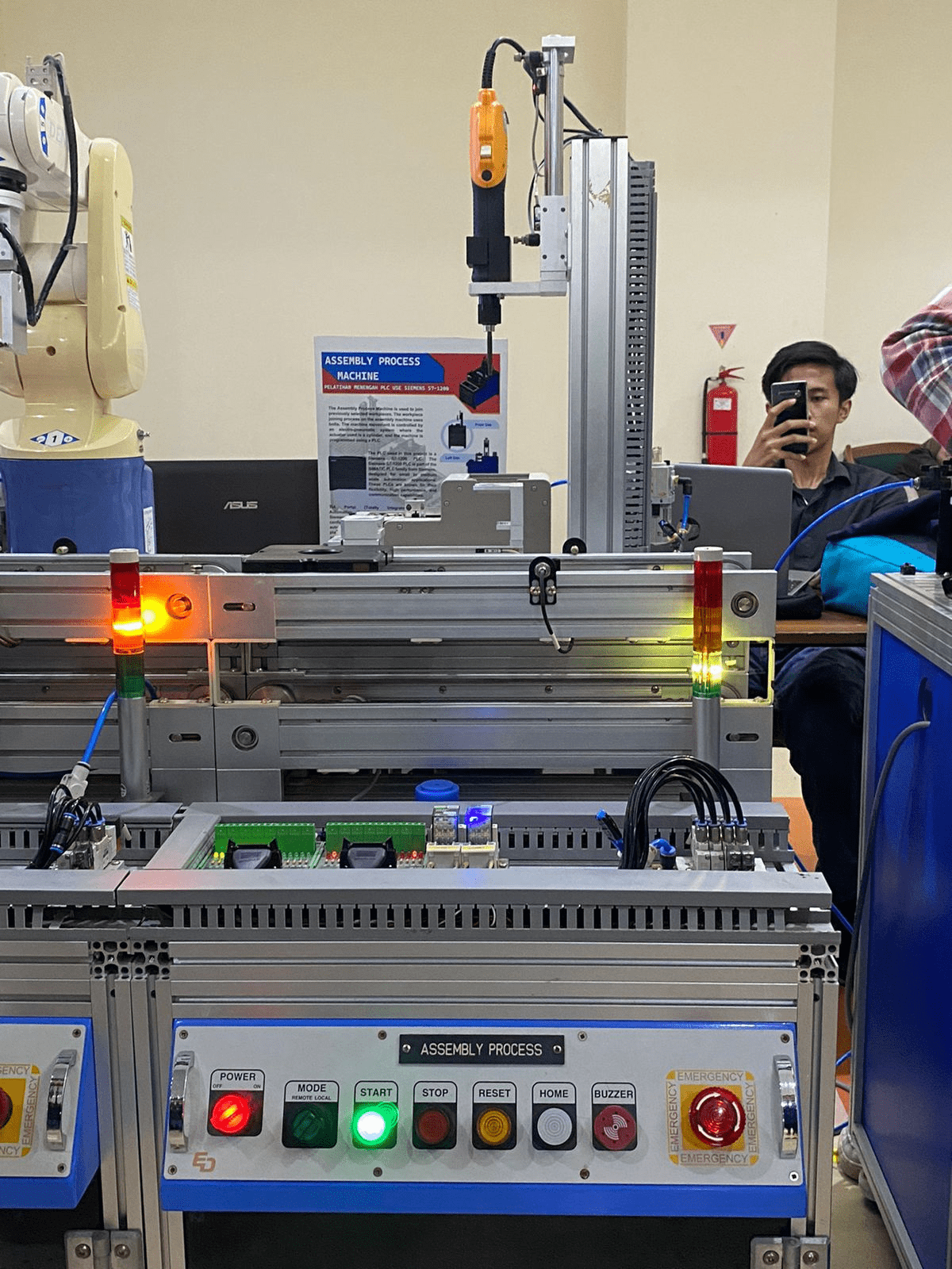 Pamer.in | PBLMK232-43-Pelatihan PLC Level Menengah Menggunakan ...