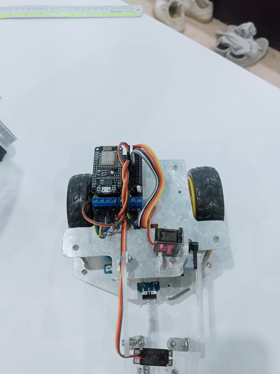 Pamer.in | Line Follower Robot for Polibatam Robotic Contest (PRC) 2024 ...