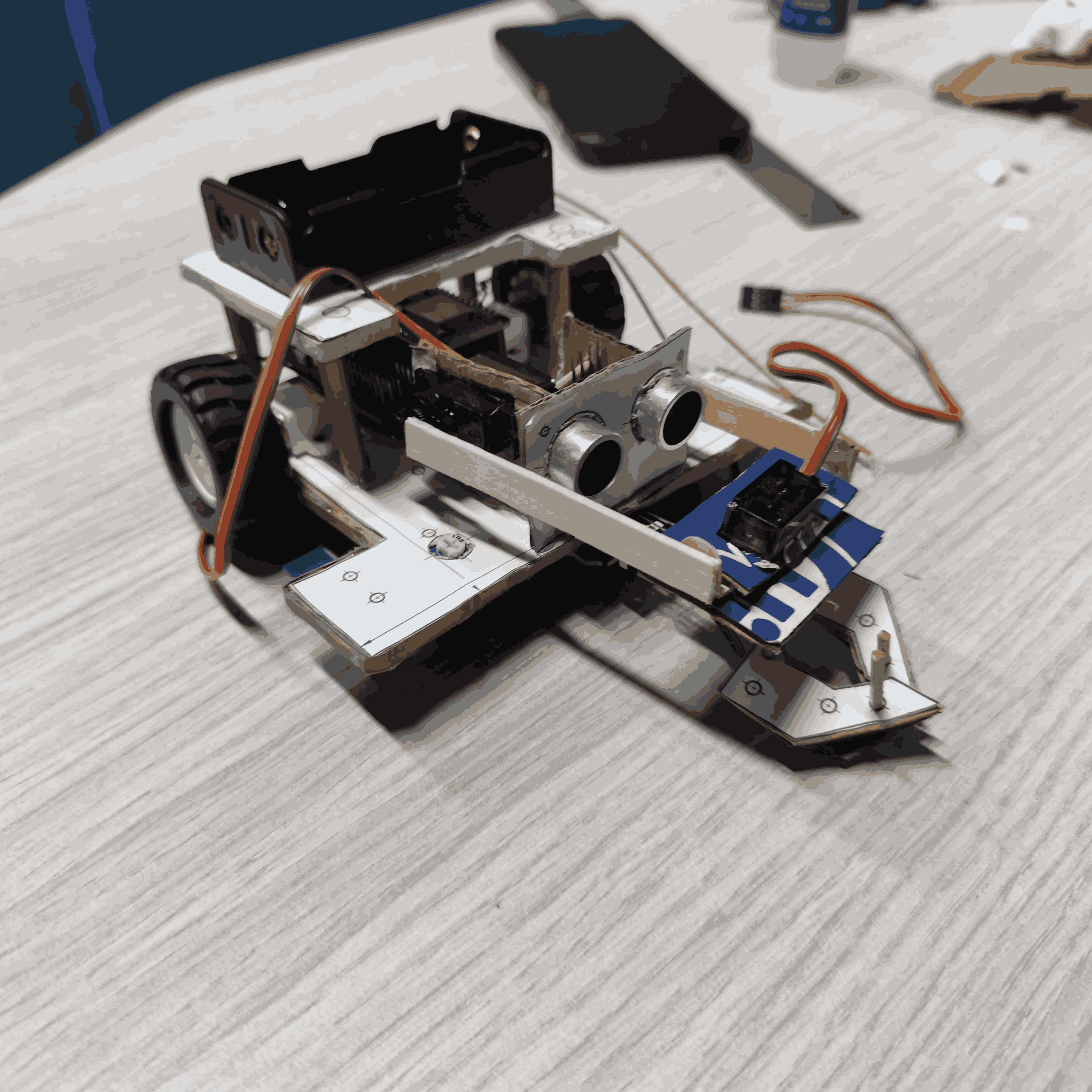 Pamer.in | Line Follower Robot for Polibatam Robotic Contest (PRC) 2024 ...