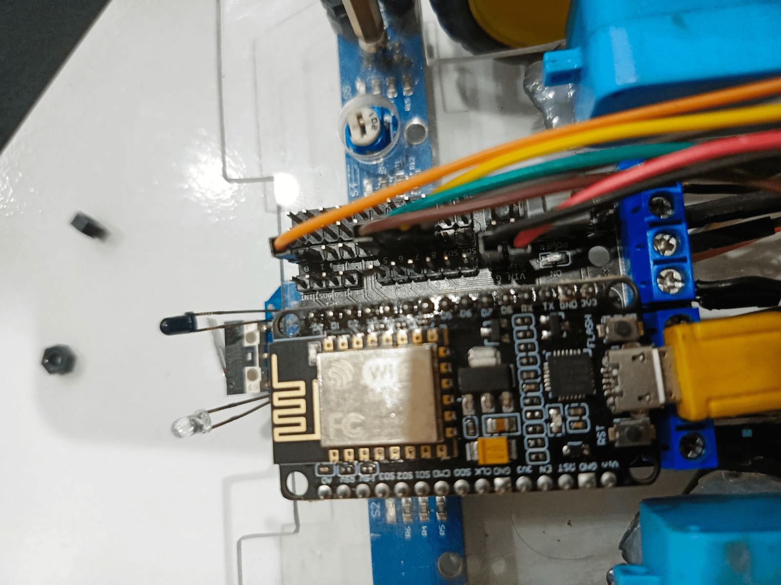 Pamer.in | Line Follower Robot for Polibatam Robotic Contest (PRC) 2024 ...