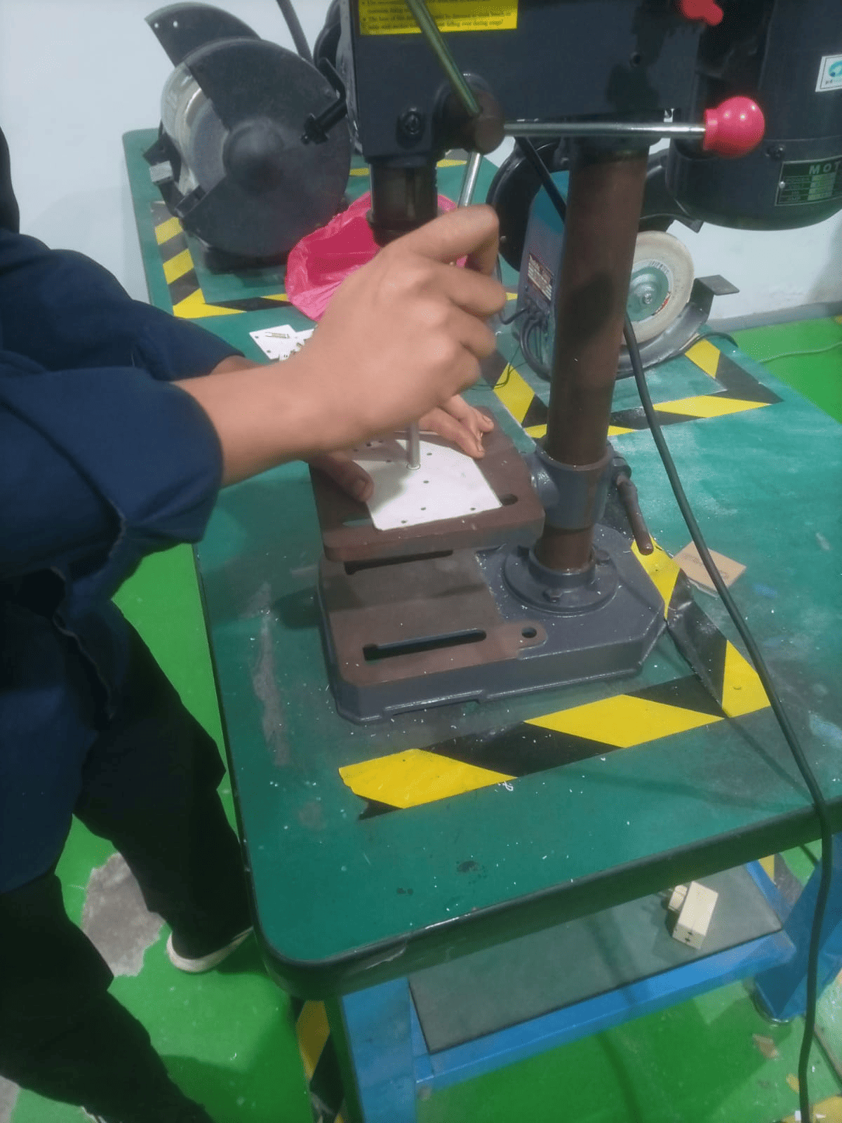 Pamer.in | Line Follower Robot for Polibatam Robotic Contest (PRC) 2024 ...