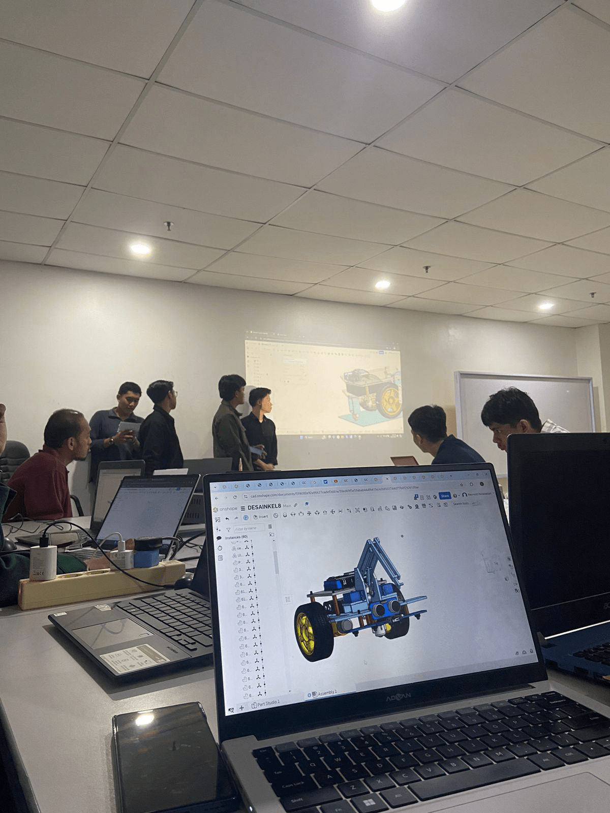 Pamer.in | Line Follower Robot for Polibatam Robotic Contest (PRC) 2024 ...