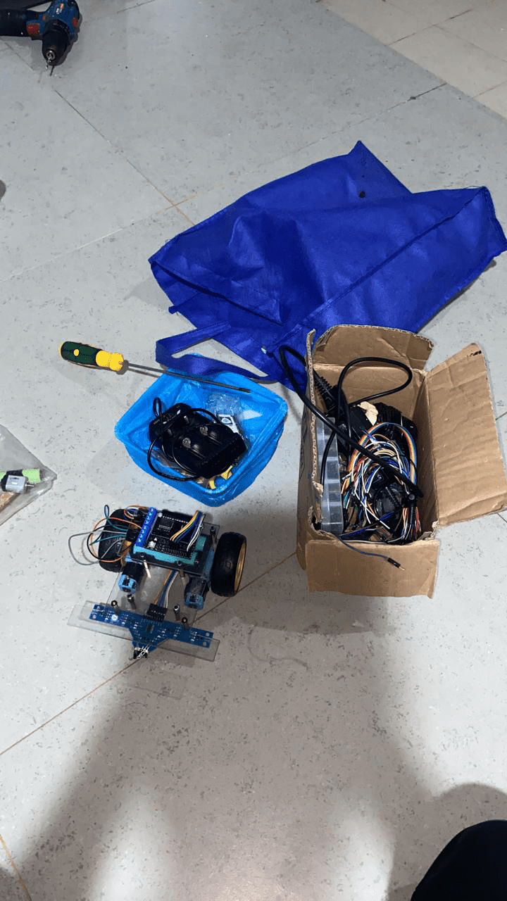 Pamer.in | Line Follower Robot for Polibatam Robotic Contest (PRC) 2024 ...