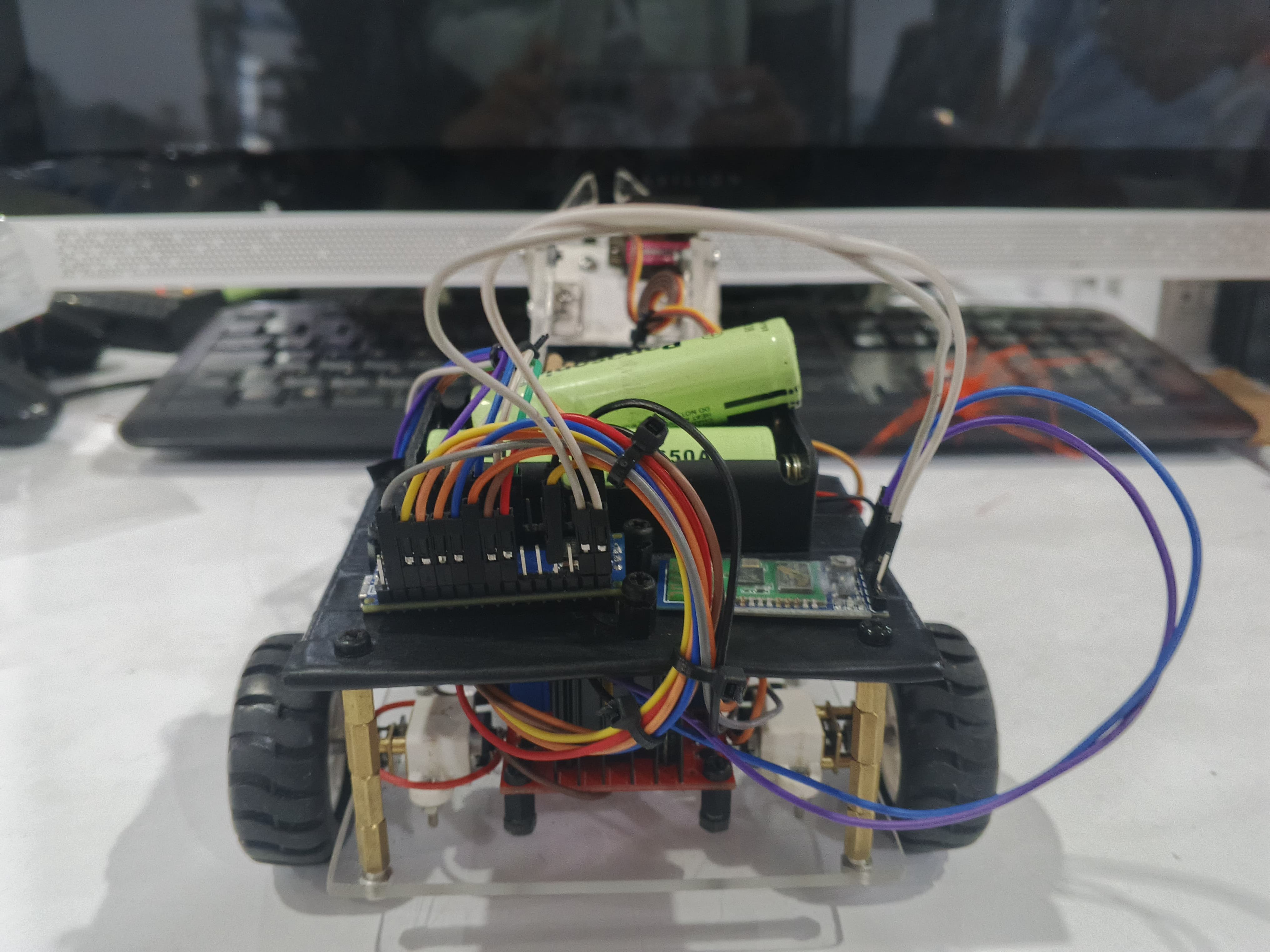 Pamer.in | Robot Line Follower (RE201) - Kelas A